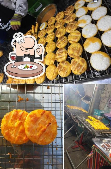 Sticky Rice Patties coated with Duck Egg, Каласин - Меню, цены и отзывы ...